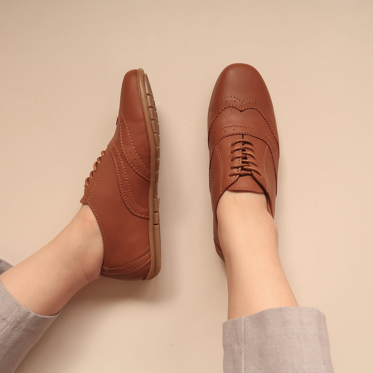 Aster in Cognac Tan | Rob & Mara