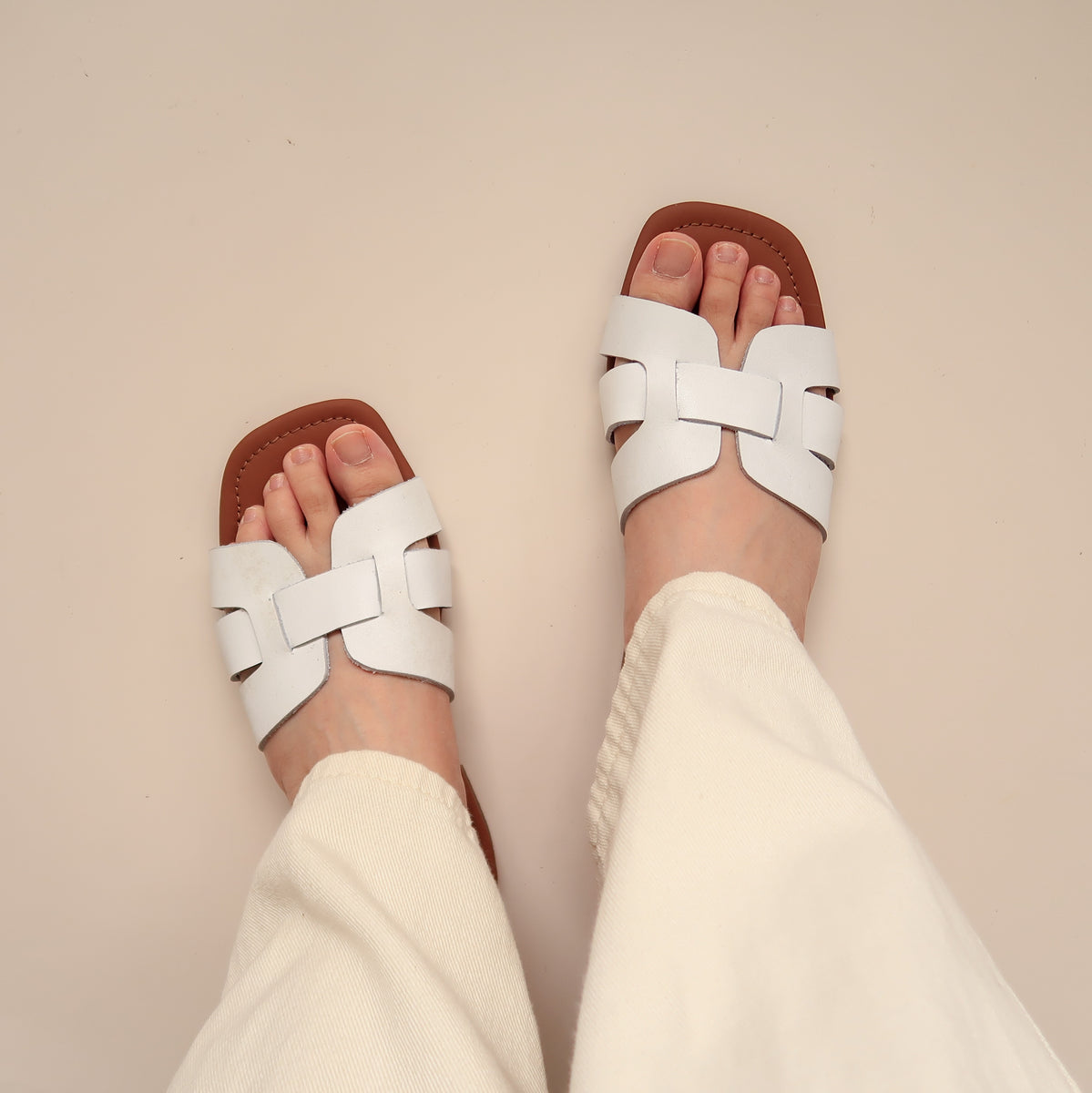 Eleanor in White | Rob & Mara