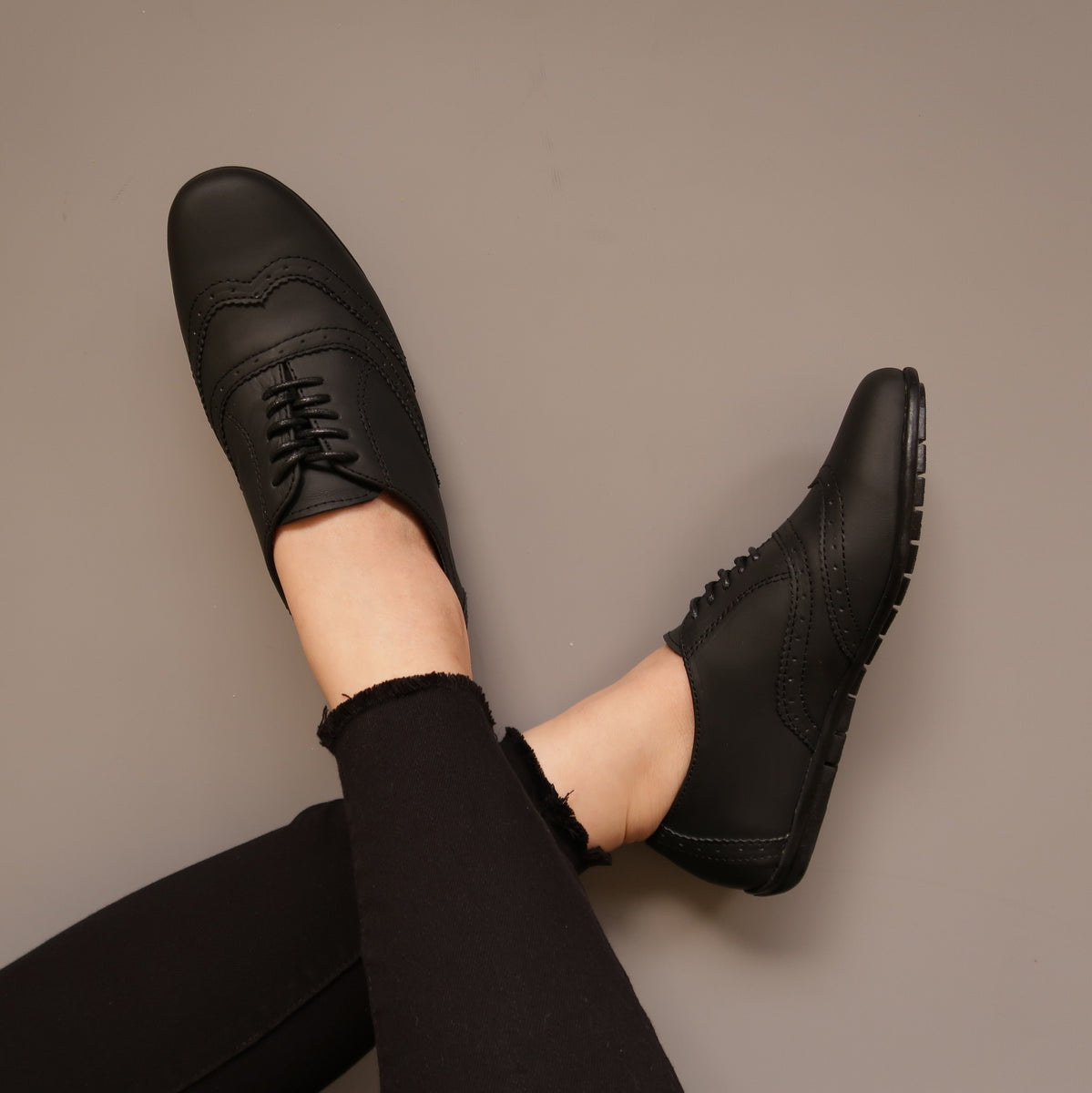 Aster in Black | Rob & Mara