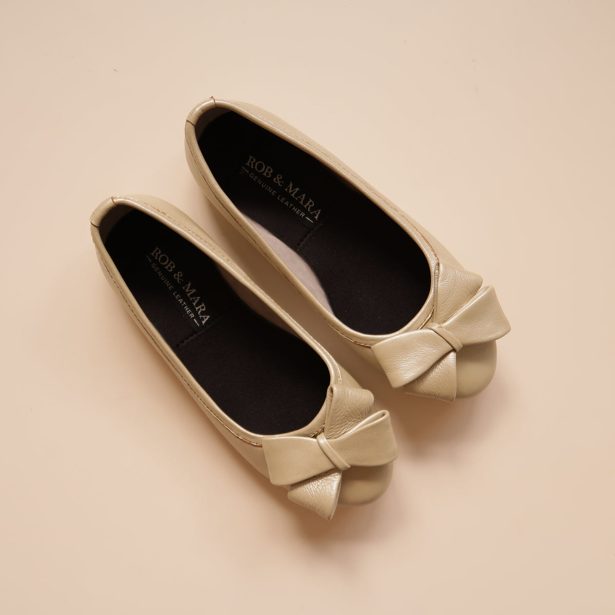 Primrose in Pearl | Rob & Mara